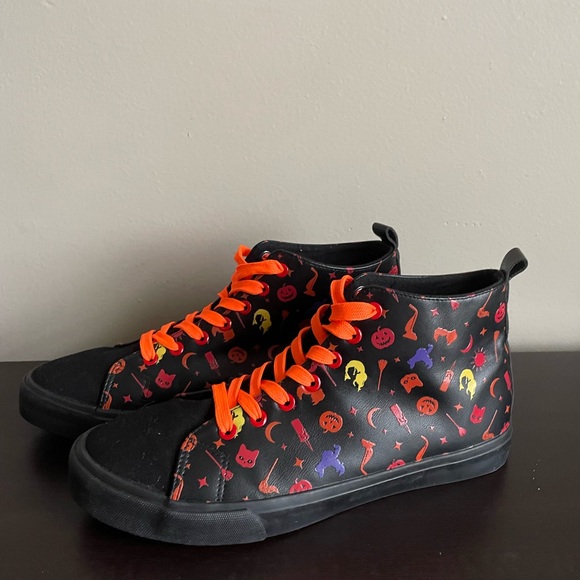 Disney | Shoes | Hocus Pocus Disney Dani Icons High Top Sneakers Womens ...